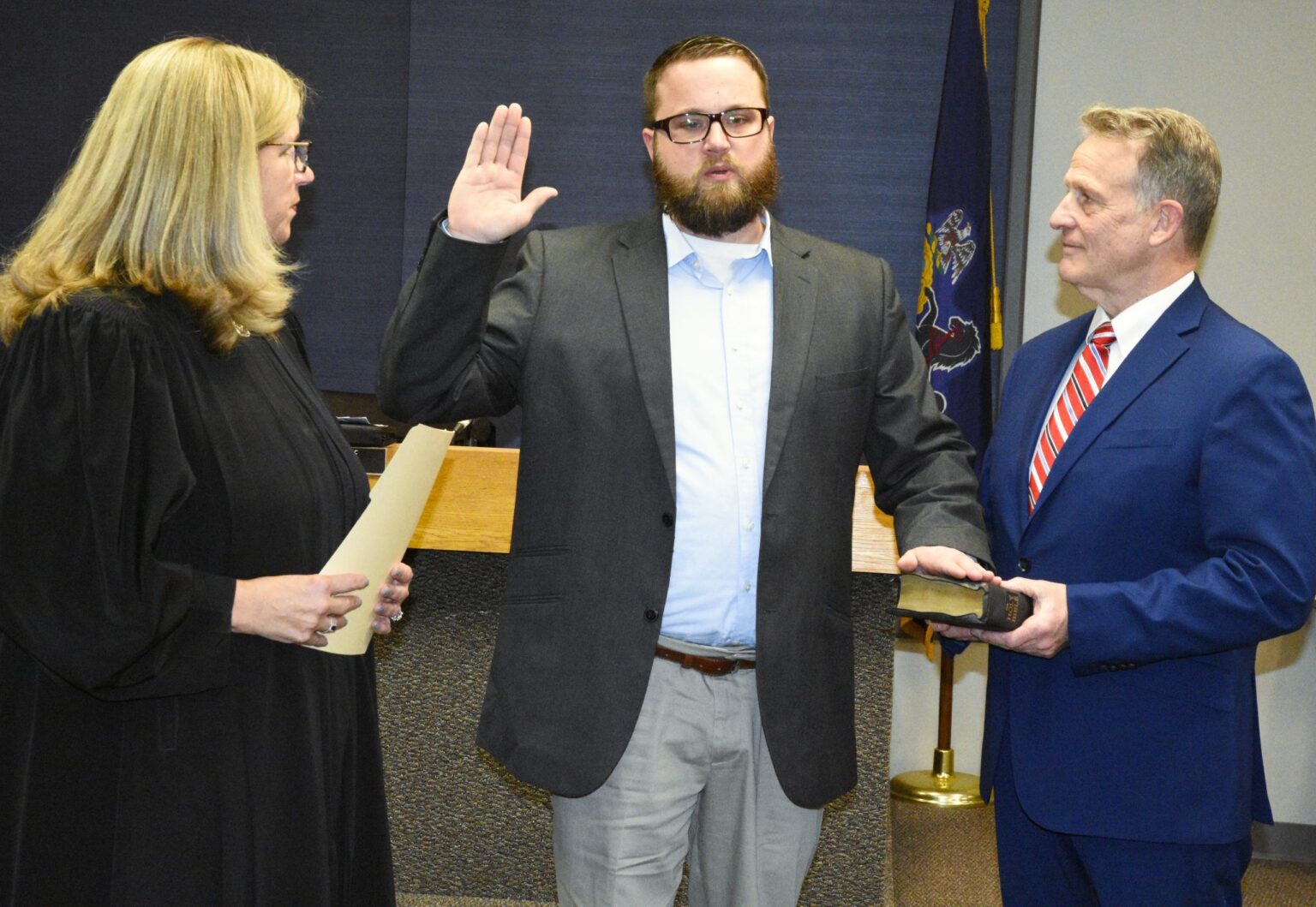 Z-COMMUNITY-LOCAL-GOVT-WAYNESBORO-SWEARS-IN-NEW-OFFICIALS-SAYS-GOODBYE ...